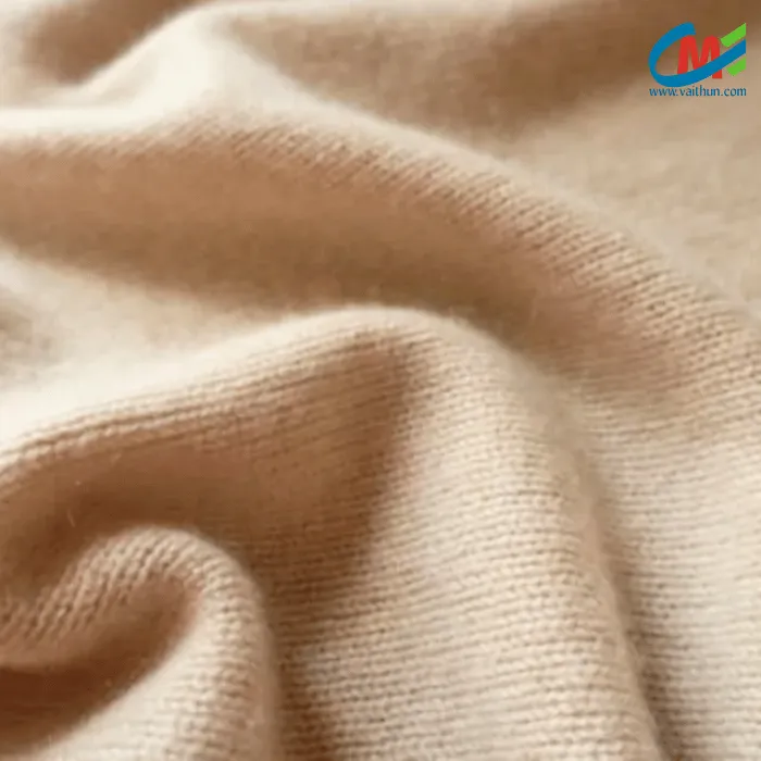 Vải len là gì? Tất tần tật từ phân loại đến ứng dụng